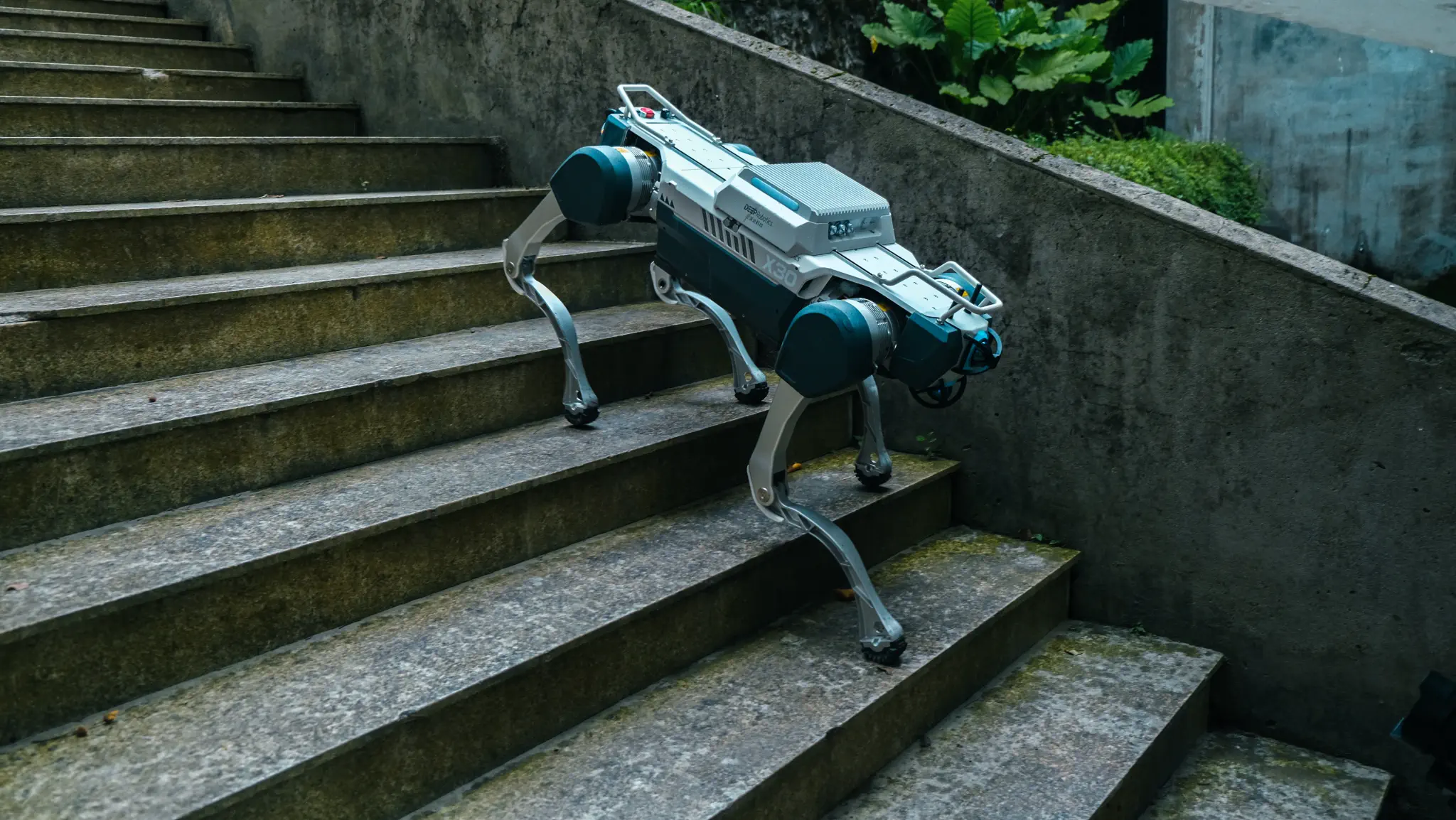 Deep Robotics X30 Pro Industrial Quadruped Robot - RobotShop